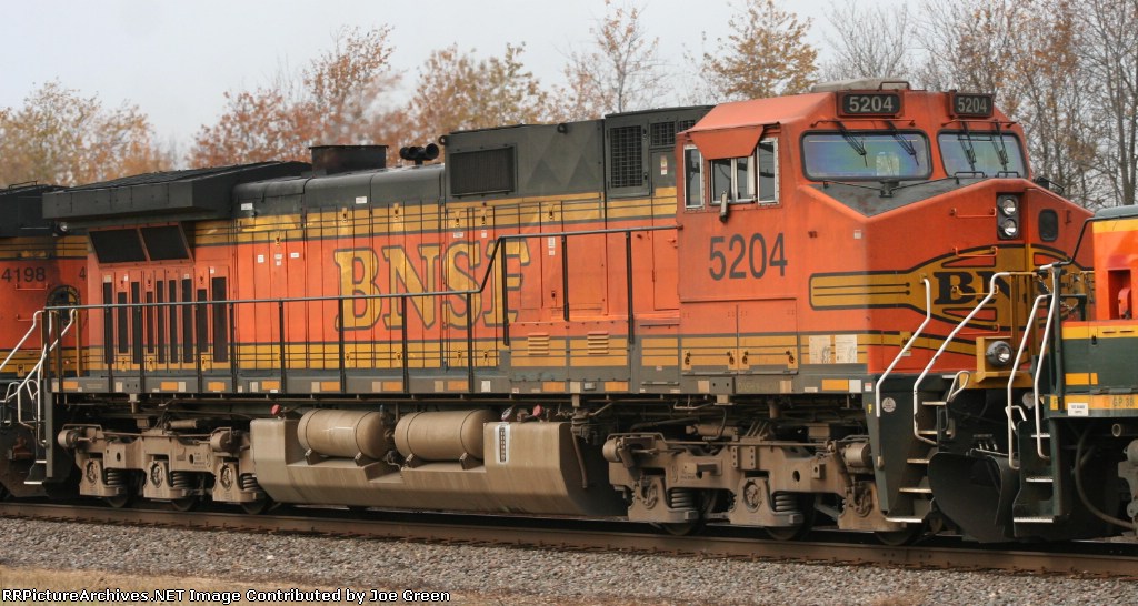 BNSF 5204